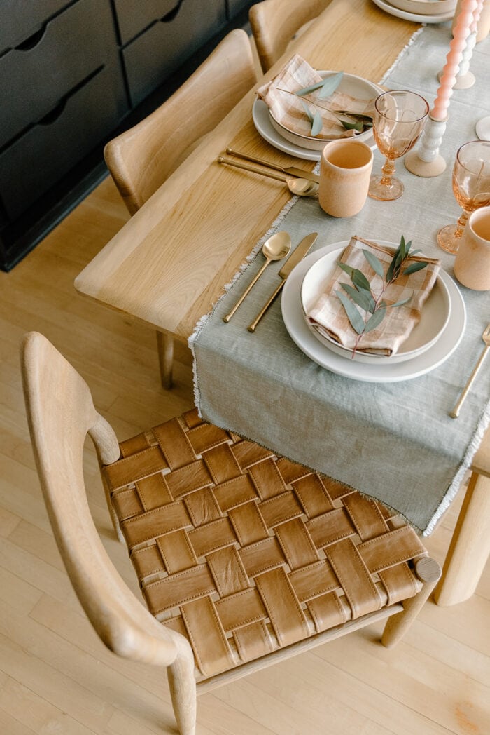 How to Set a Beautiful Mother's Day Table in 6 Easy Steps (2026 ...